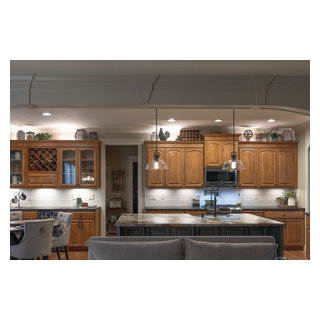Timeless Traditions Kitchen - Traditional - Kitchen - Portland - by JDI ...