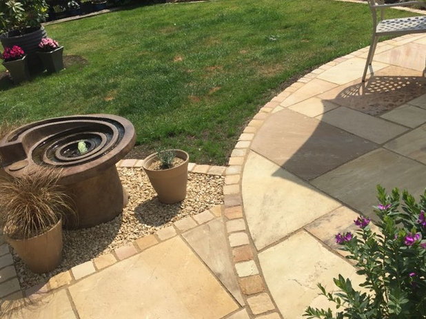 A Beginner’s Guide to Natural Stone Patios