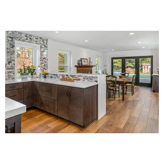 Large Modern Kitchen Design Penn Valley, PA - Modern - Kitchen ...