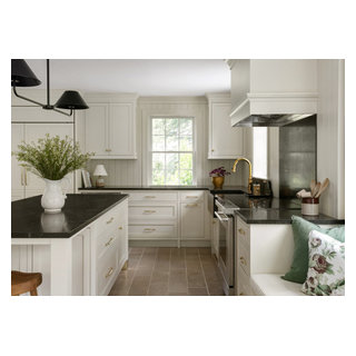 Ruxton - Transitional - Kitchen - Baltimore - by Elizabeth Lawson ...