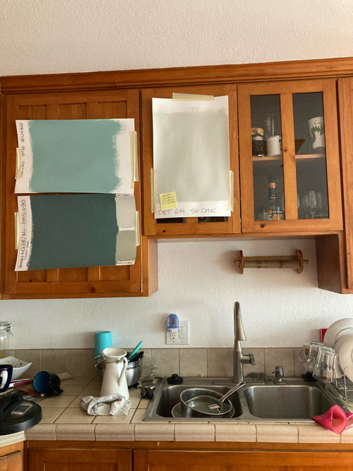 How to color block cabinets in a small kitchen? | Houzz Forum