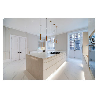 Luxury Chelsea Kitchens for Cadogan Estate - Modern - Kitchen - London ...