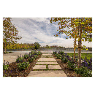 Cape Cod, casual and comfortable - Contemporary - Landscape - Los ...