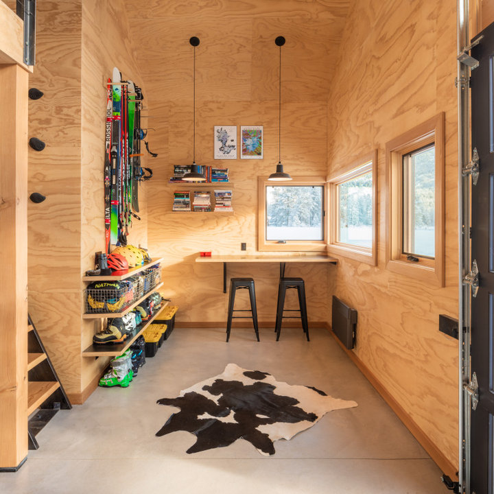 75 Beautiful Small Boot Room Ideas and Designs - January 2023 | Houzz UK