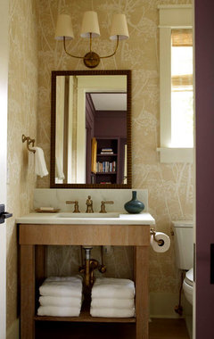 Washstand vanity in corner: should counter overhang?