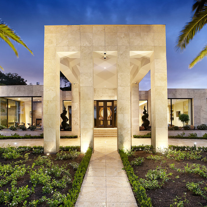 75 Beautiful Drive Through Portico Home Design Ideas & Designs | Houzz AU