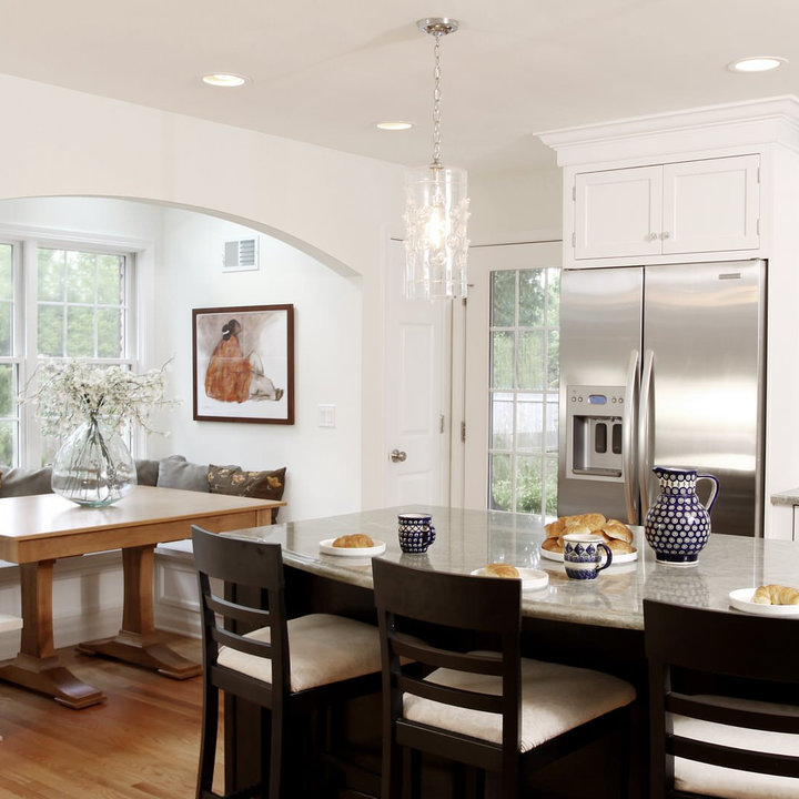 Bay Window Breakfast Nook - Photos & Ideas | Houzz