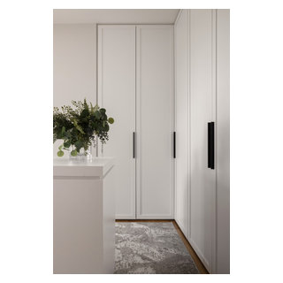 Viva Condo - Contemporary - Closet - Singapore - by LINEAR STUDIO ...