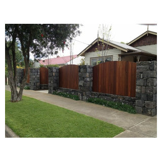 Bluestone fence - Traditional - Geelong - by Dreamscape Landscape and ...