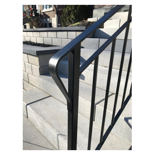 Bespoken wrought iron handrail for a heritage house in Montreal ...
