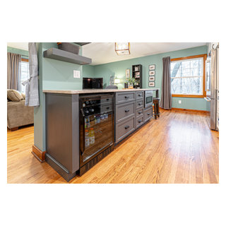 Pop of Color Farmhouse Kitchen - Farmhouse - Kitchen - Milwaukee - by ...