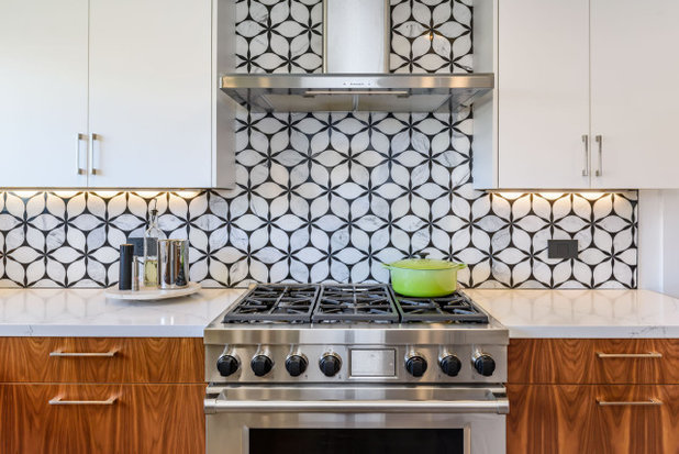 Before and After: 6 Kitchens With Geometric Backsplashes