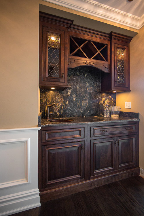 A Custom Wet Bar