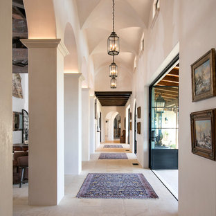 75+ Mediterrane Flure mit beigem Boden Ideen & Bilder - Februar 2021 ...