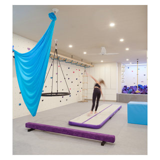Soho Kid Gym - Modern - Basement - New York - by Smart Playrooms | Houzz