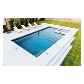 Aviva Pools Luxe 30 - Gibraltar Grey - Modern - Pool - Austin - by ...