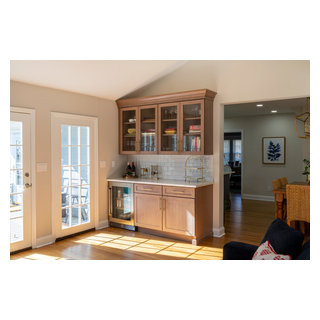 Kitchen Dry Bar - Traditional - Home Bar - New York - by KraftMaster ...