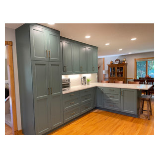 Transitional Kitchen Remodel Done in a Stunning Rocky River Color ...