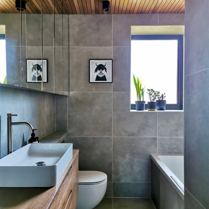 75 Beautiful Small Bathroom Ideas and Designs - April 2022 | Houzz UK