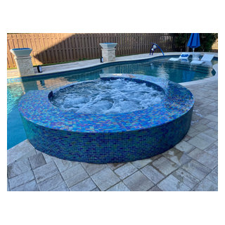 360 Degree Infinity Spa - Pool - Atlanta - by Georgia Classic Pool | Houzz