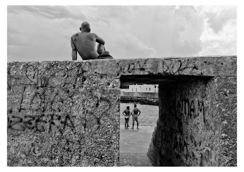 "The observer" Digital Paper Print by Lorenzo Grifantini, 24"x18", 46 ...