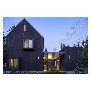 Soft Box House - Farmhouse - Exterior - Seattle - by NRC HOMES | Houzz