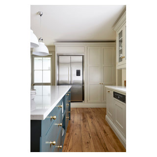 Born & Bred Studio - Family Shaker Kitchen, Dartmouth Park - Farmhouse ...