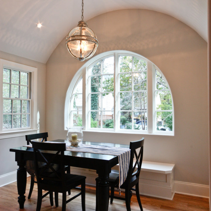 Bay Window Breakfast Nook - Photos & Ideas | Houzz