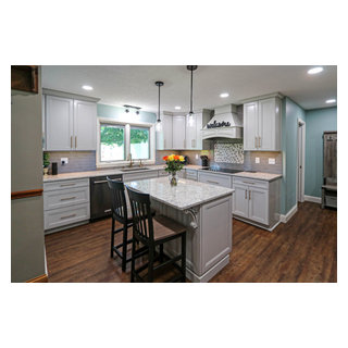 Waypoint Light Gray Kitchen Cabinets and Eternia Quartz Countertops ...