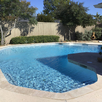 White Plaster Blue Quartz Pool - Photos & Ideas | Houzz