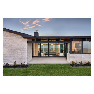 Cupertino - Midcentury - Exterior - Austin - by Danze & Davis ...