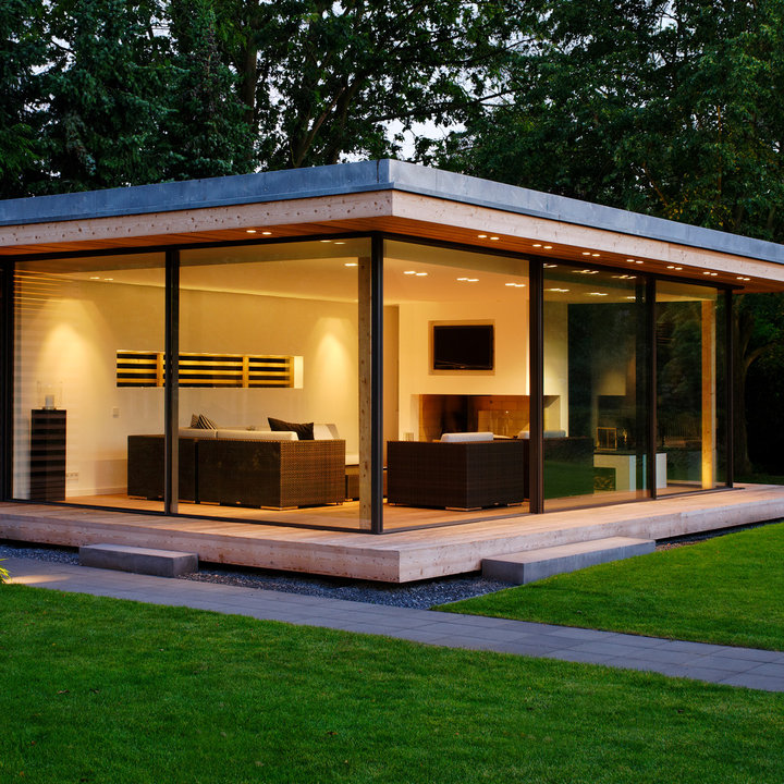 75 Beautiful Glass House Exterior Ideas and Designs - December 2025 ...