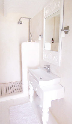 bathroom: BANJO style countertop: are you kidding me? | Houzz Forum