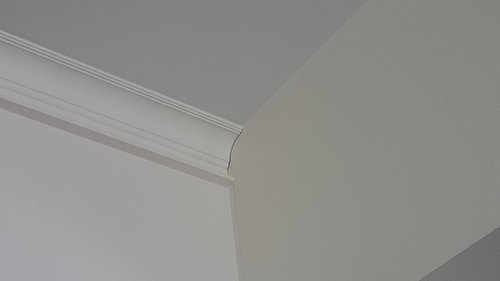 cabinet trim transition to crown molding