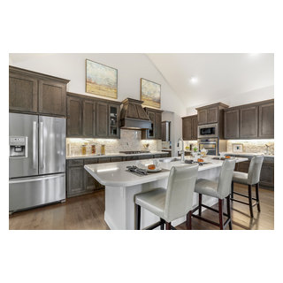 Dallas, Texas | Stonegate - Elite Rome Kitchen - Traditional - Kitchen ...