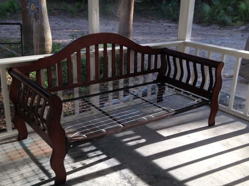 Wooden daybed on our screened porch?