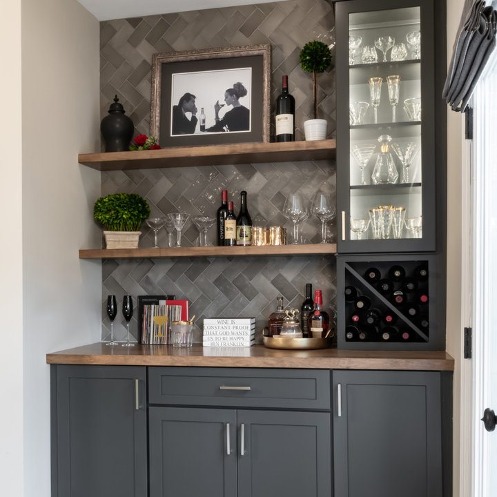 75 Beautiful Small Home Bar Ideas and Designs - March 2022 | Houzz UK