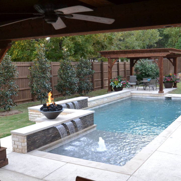75 Pool Fountain Ideas You'll Love - December, 2025 | Houzz