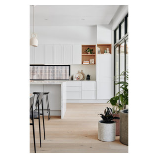 Summerhill Project - Beach Style - Kitchen - Melbourne - by Construct Melbourne | Houzz