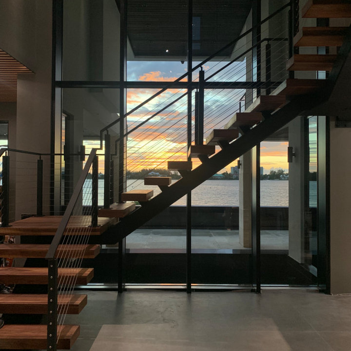 75 Beautiful Staircase with Open Risers Ideas and Designs - May 2024 ...