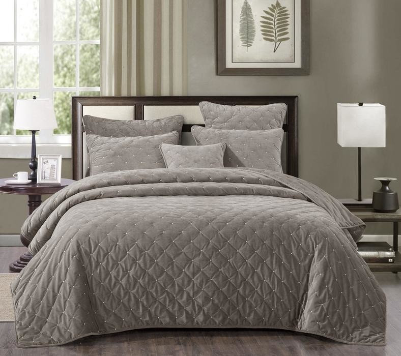 Beige Velvet Diamond Tuft Bedspread Set, Cal King - Contemporary ...