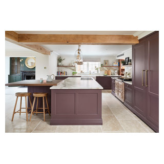 Mulberry House - Traditional - Kitchen - Berkshire - by Snug Kitchens ...