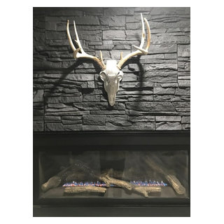 Modern Fireplace Design Ideas Using Iron Ore Stacked Stone - Living ...