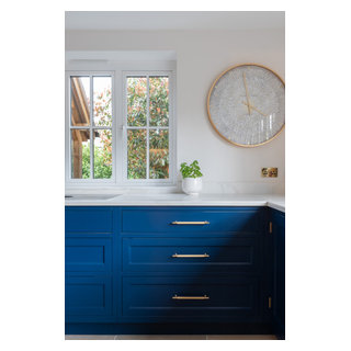 A Stately Surrey Home - Traditional - Kitchen - Surrey - by Chisholm ...