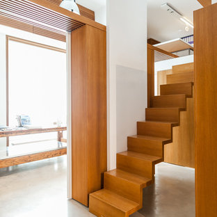 75 Beautiful Small Staircase Pictures & Ideas | Houzz