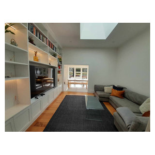 Villa Renovation - Traditional - Family Room - Hamilton - by Lynda ...
