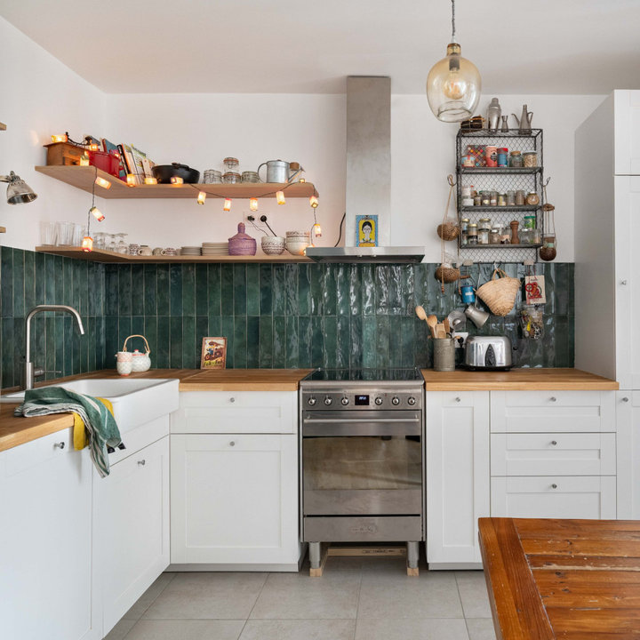 75 Beautiful Kitchen with Green Splashback Ideas & Designs - August ...