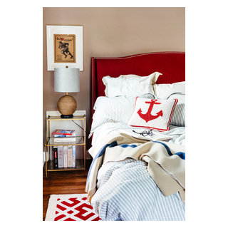 Wisconsin Lake House - Bedroom - Milwaukee - by Noz Design | Houzz