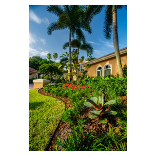 INVERNESS RD - Victorian - Landscape - Miami - by LunnScape | Houzz