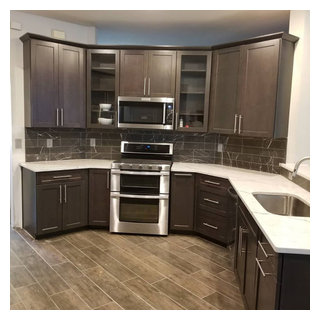 Waypoint Cabinetry 410F- Cherry Slate - Modern - Kitchen - Tampa - by ...